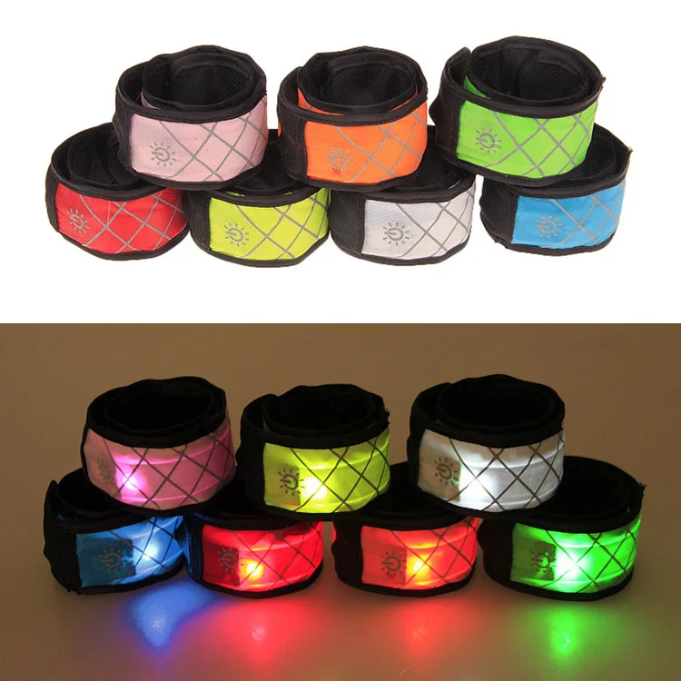 LED-Magic-Wand-Color-Changing-Flash-Torch-Party-Concert-Glow-Light ...
