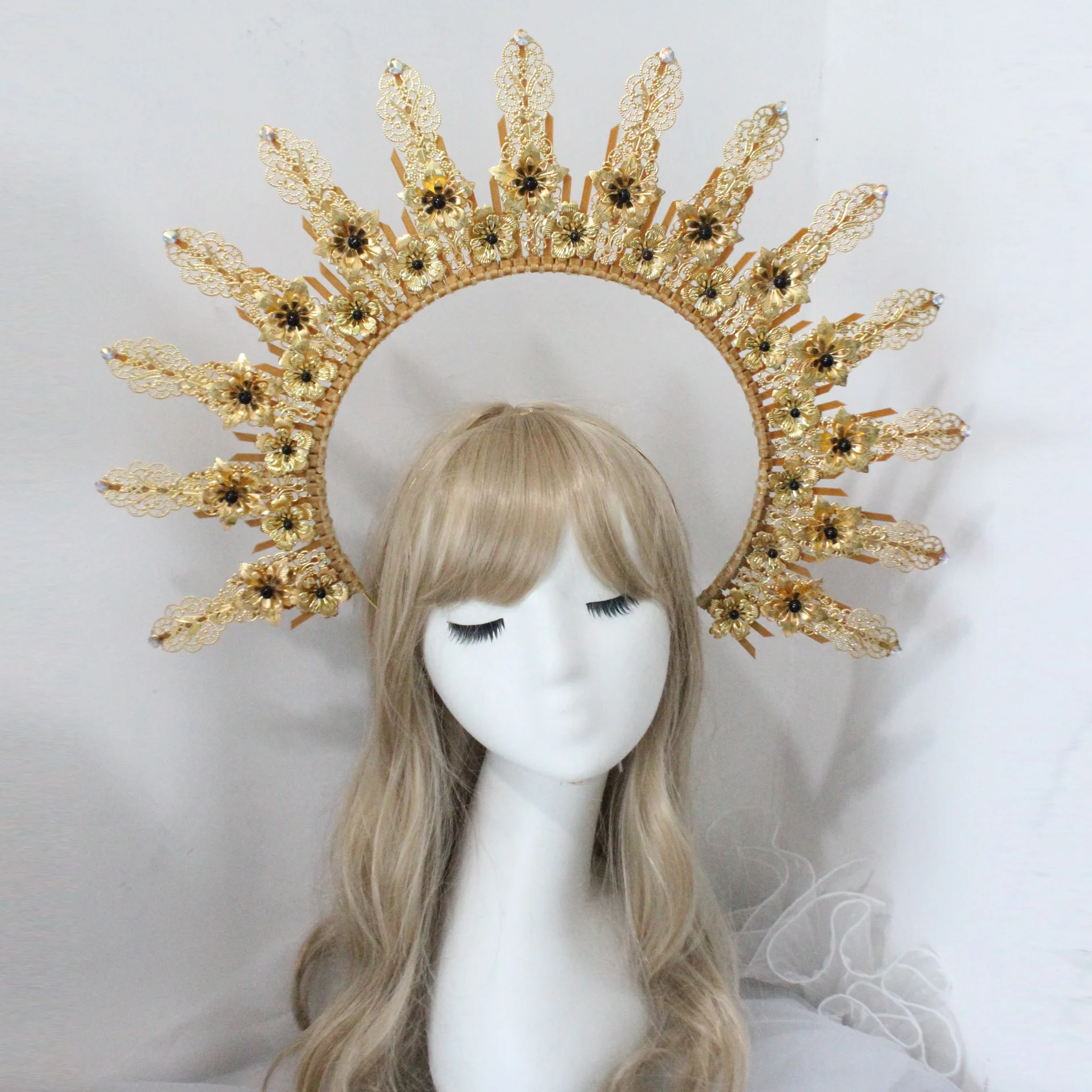 Diy Gold Crown