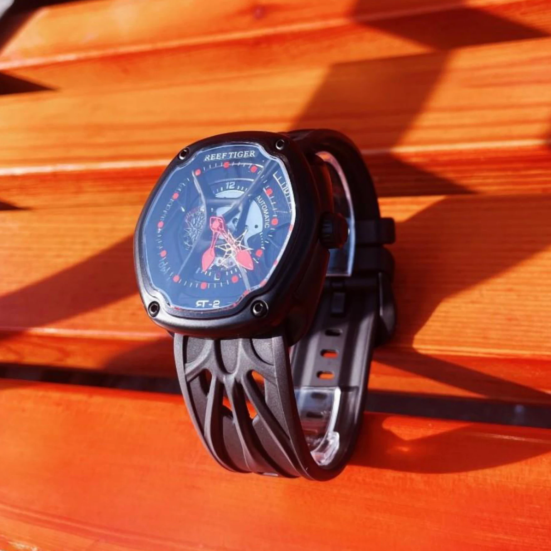 Reef-Tiger-RT-Luxury-Dive-Design-Watches-Creative-Dial-Super-Luminous ...