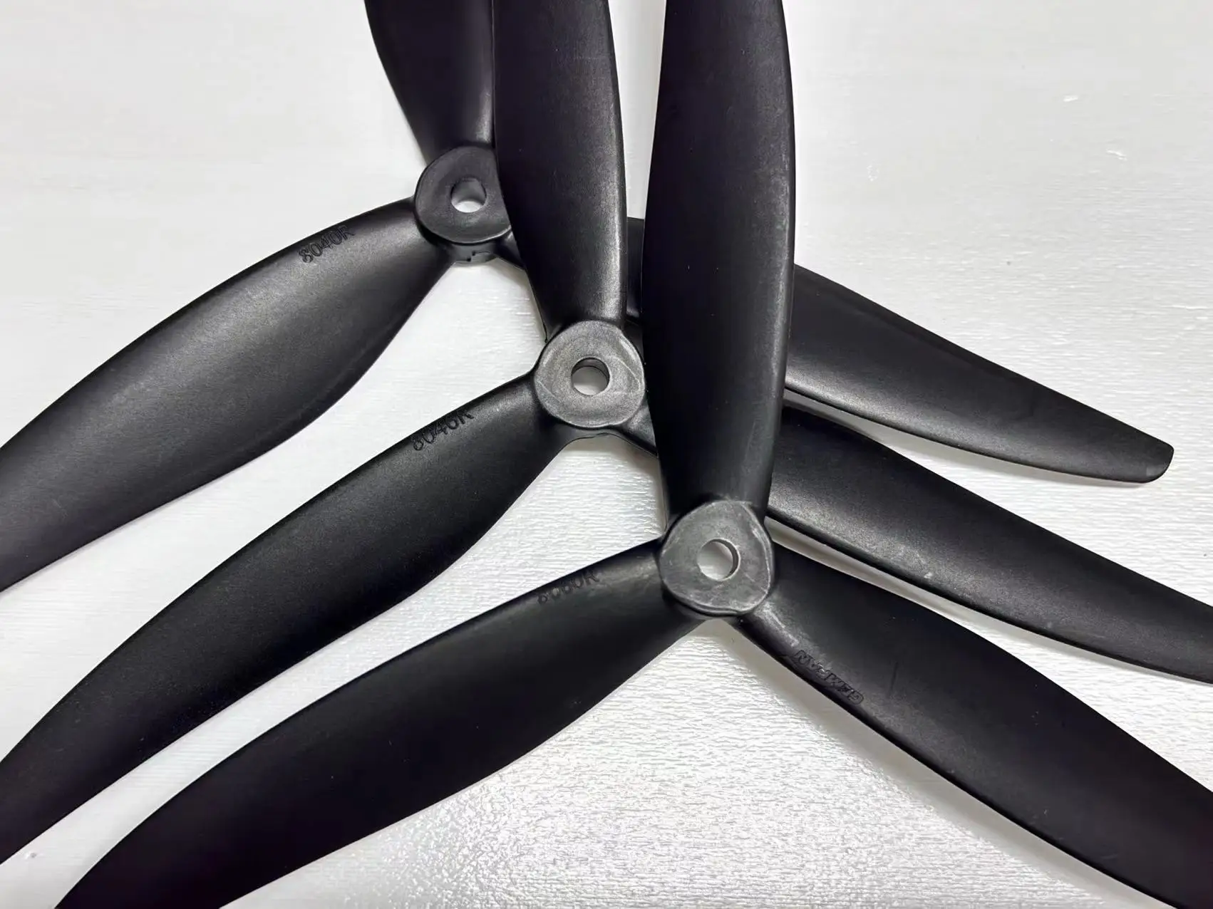 Gemfan-8040-8046-8060-3-Blade-8inch-Glass-Fiber-Nylon-Propeller-CW-CCW ...