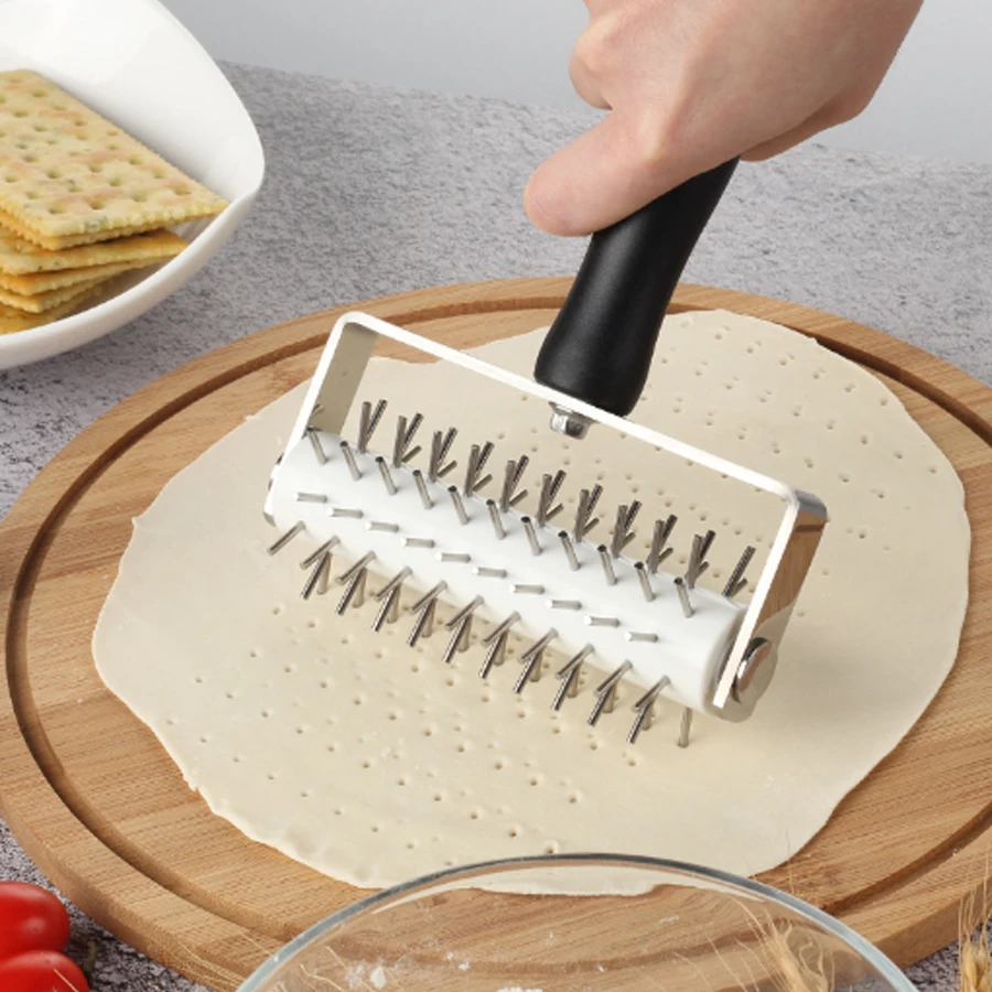 Stainless Steel Wheel Pizza Bread Needle Puncher Roller Pie Pastry ...