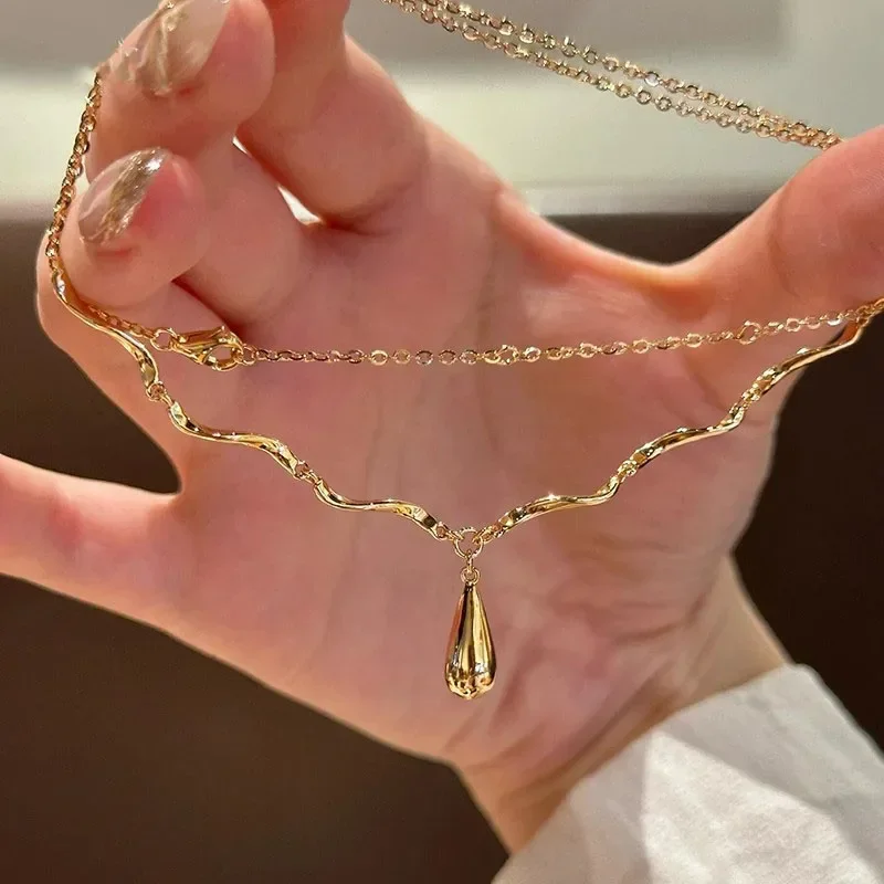 New in Vintage Glossy Water Droplet Necklaces Light Luxury Laziness ...