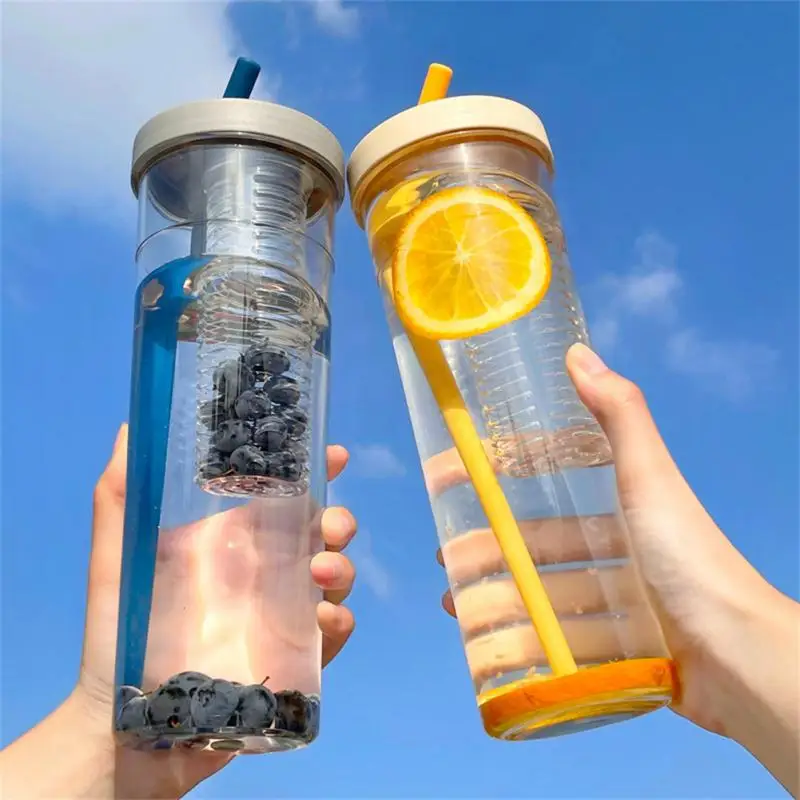 Water With Fruit Infuser Cup