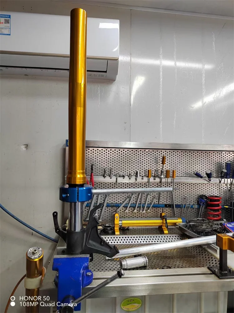 1PC-CNC-Alloy-Aluminium-Motorcycle-Fork-Vise-Tool-Configuration ...