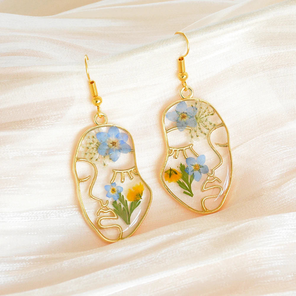 New-Arrival-Abstract-Stylish-Hollow-Out-Resin-Dried-Flowers-Forget-Me ...