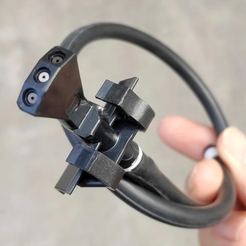 Front-Windshield-Washer-Wiper-Spray-Glass-Nozzle-Head-For-Mitsubishi ...