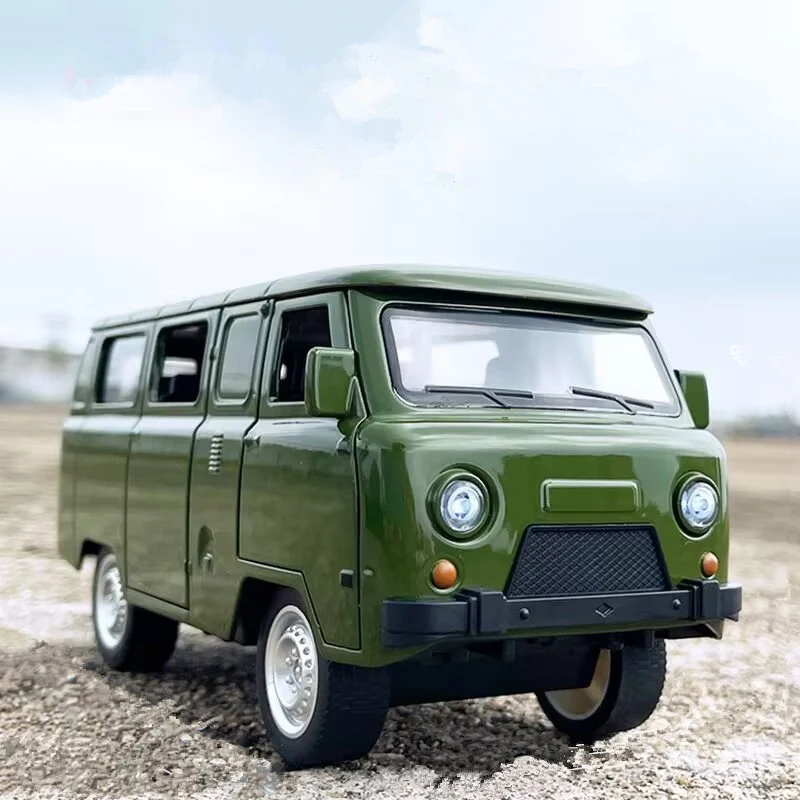 1-18-UAZ-Travelers-Alloy-Bus-Car-Model-Diecast-Metal-Touring-Off-road ...