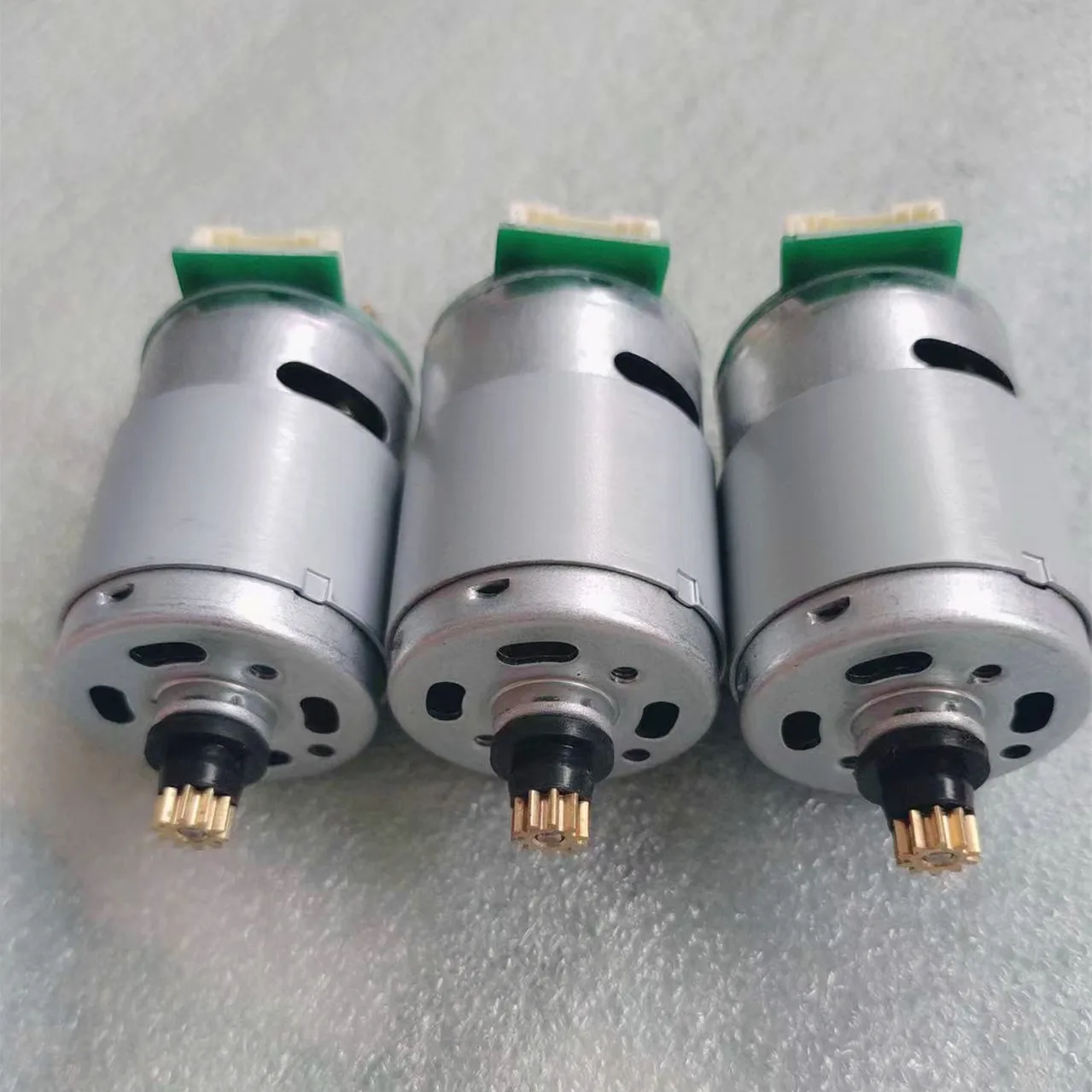 S5dd8720e70454606869e7003de50c955C.jpg