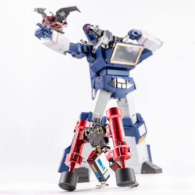 Soundwave G1 Toy