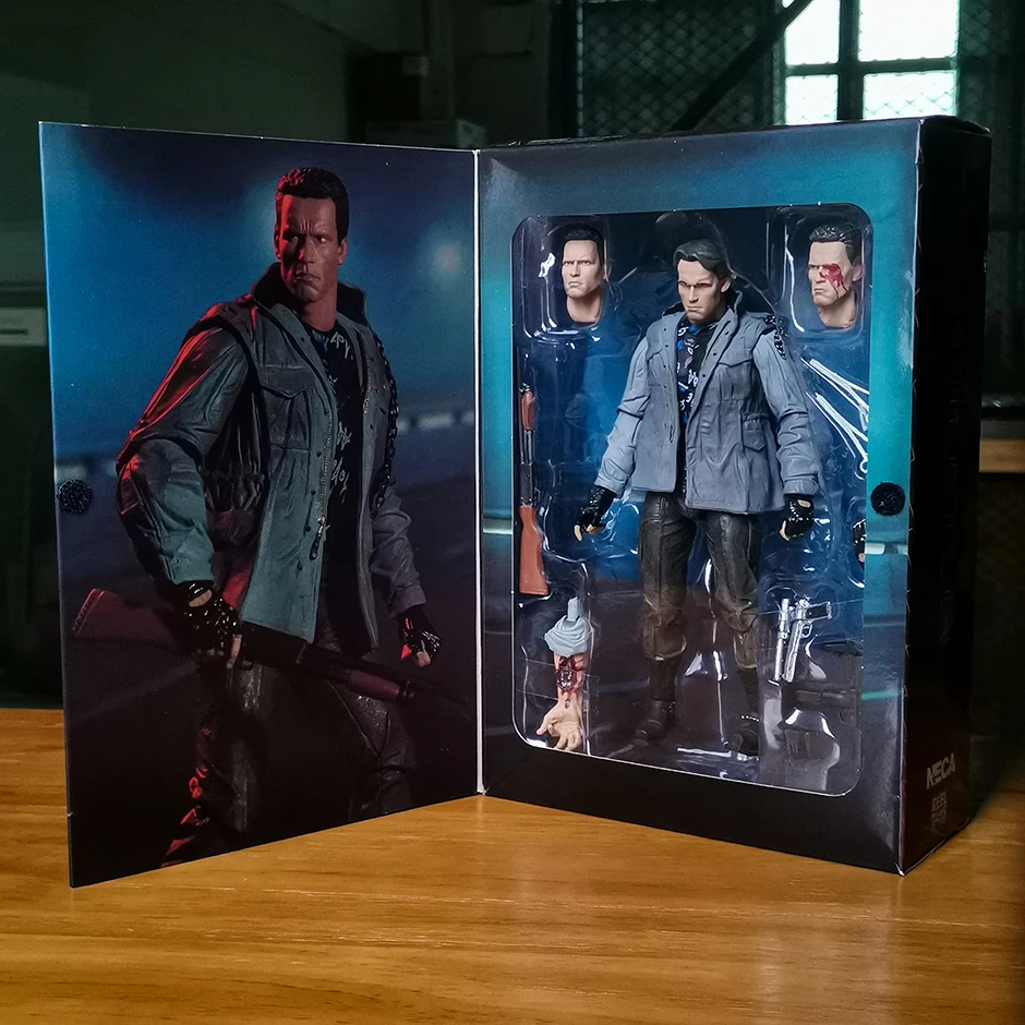NECA Terminator – figurine d'action ultime Terminator Tech, Noir, T 800 ...