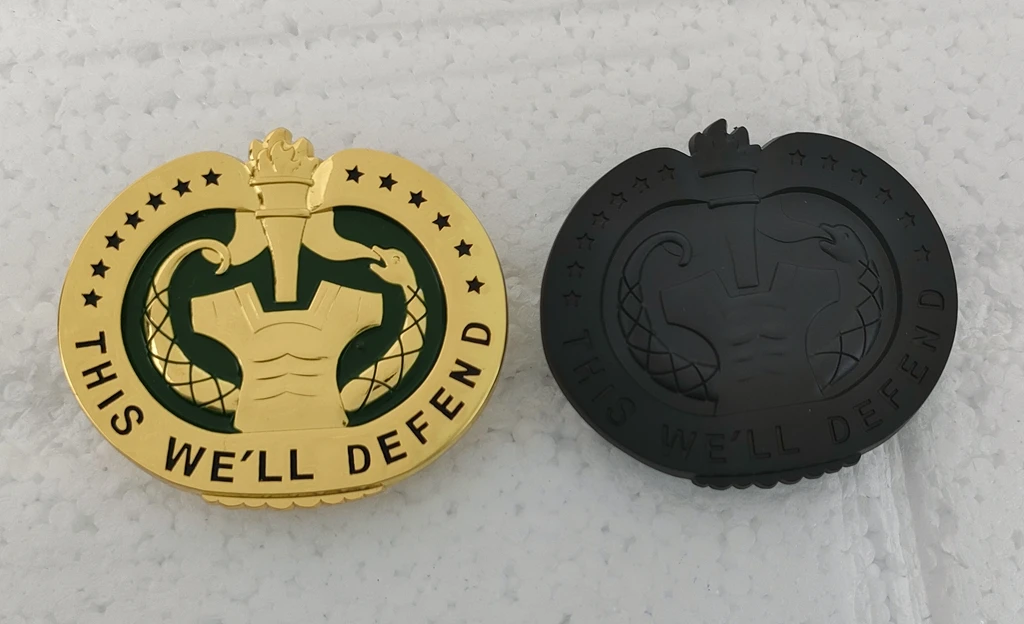 Pair Of Reproduction Us Army This We'll Defend Badge Identification ...