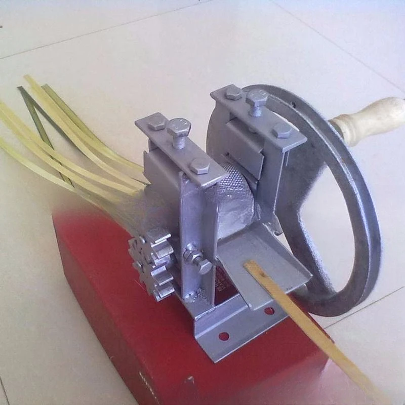 Hand-crank-breaking-machine-Bamboo-breaking-machine-Layering-Bamboo ...