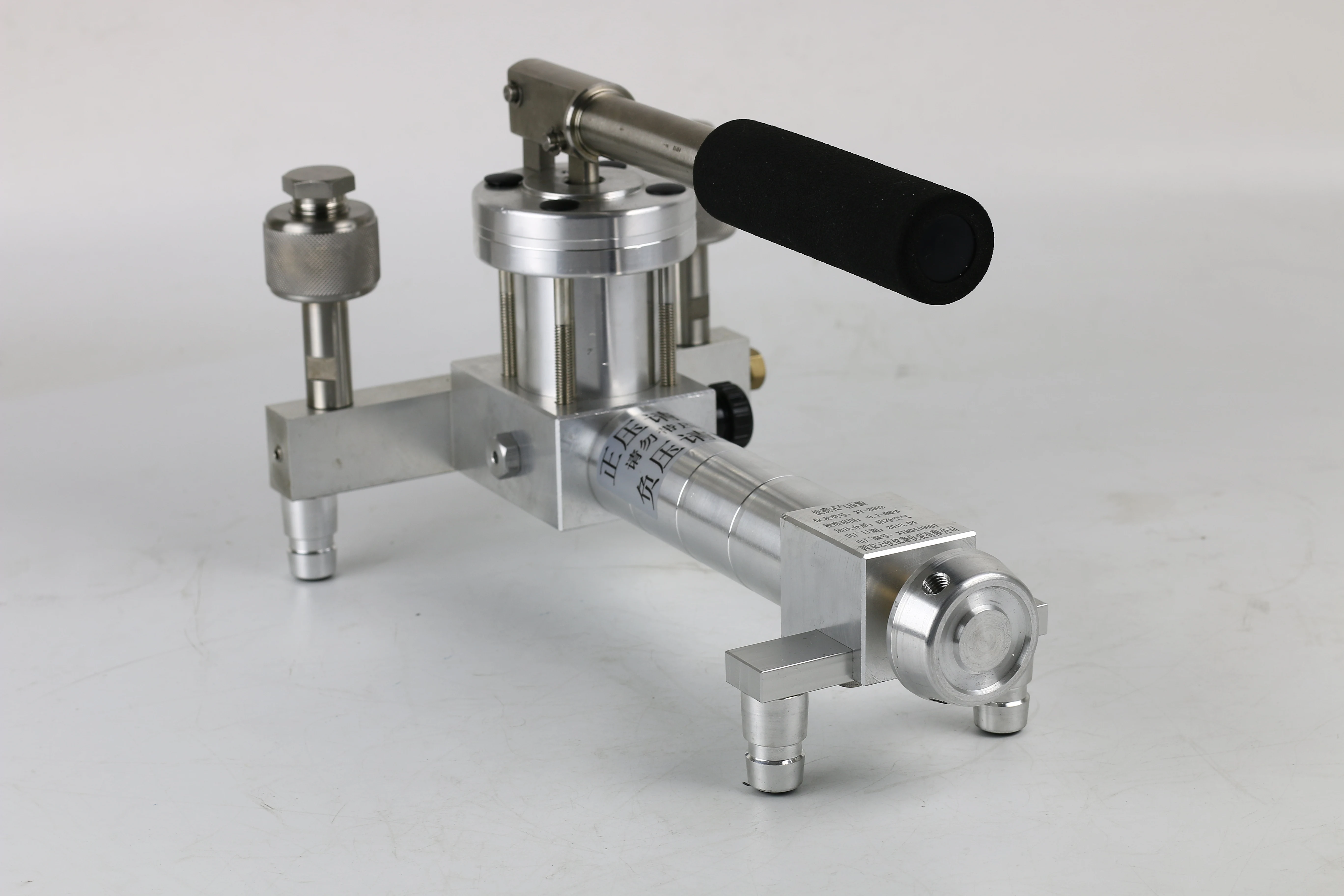 manual pneumatic pressure gauge calibration hand pump calibrator - buy ...