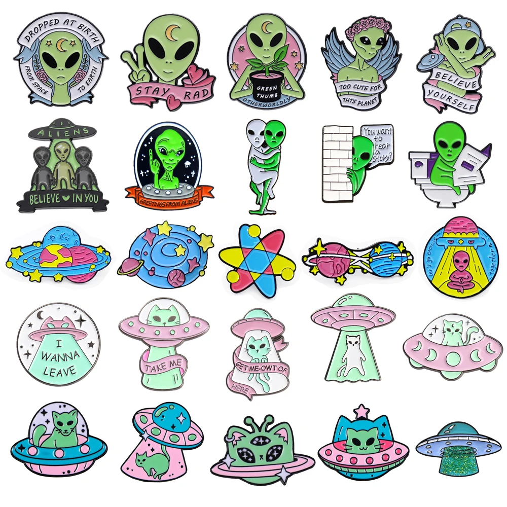 Creative Alien Enamel Brooch Wreath Basin Pick Spaceship Toilet Alien ...