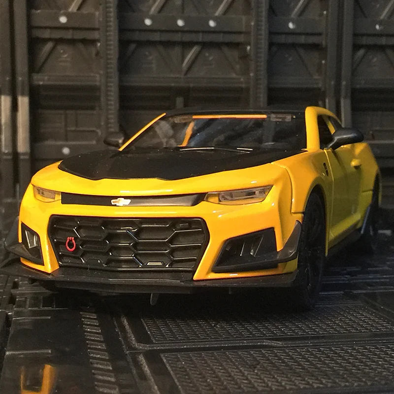1-24-Chevrolet-Camaro-Bumblebee-Die-Casting.jpg
