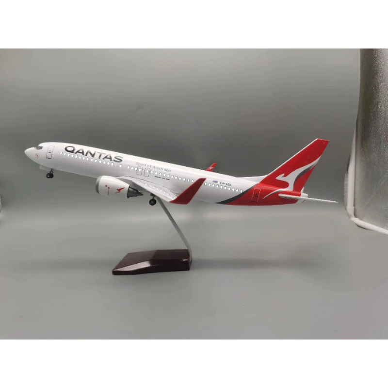 1/80 Scale 47cm Qantas Airlines Airplane B737 With Light Diecast Resin ...