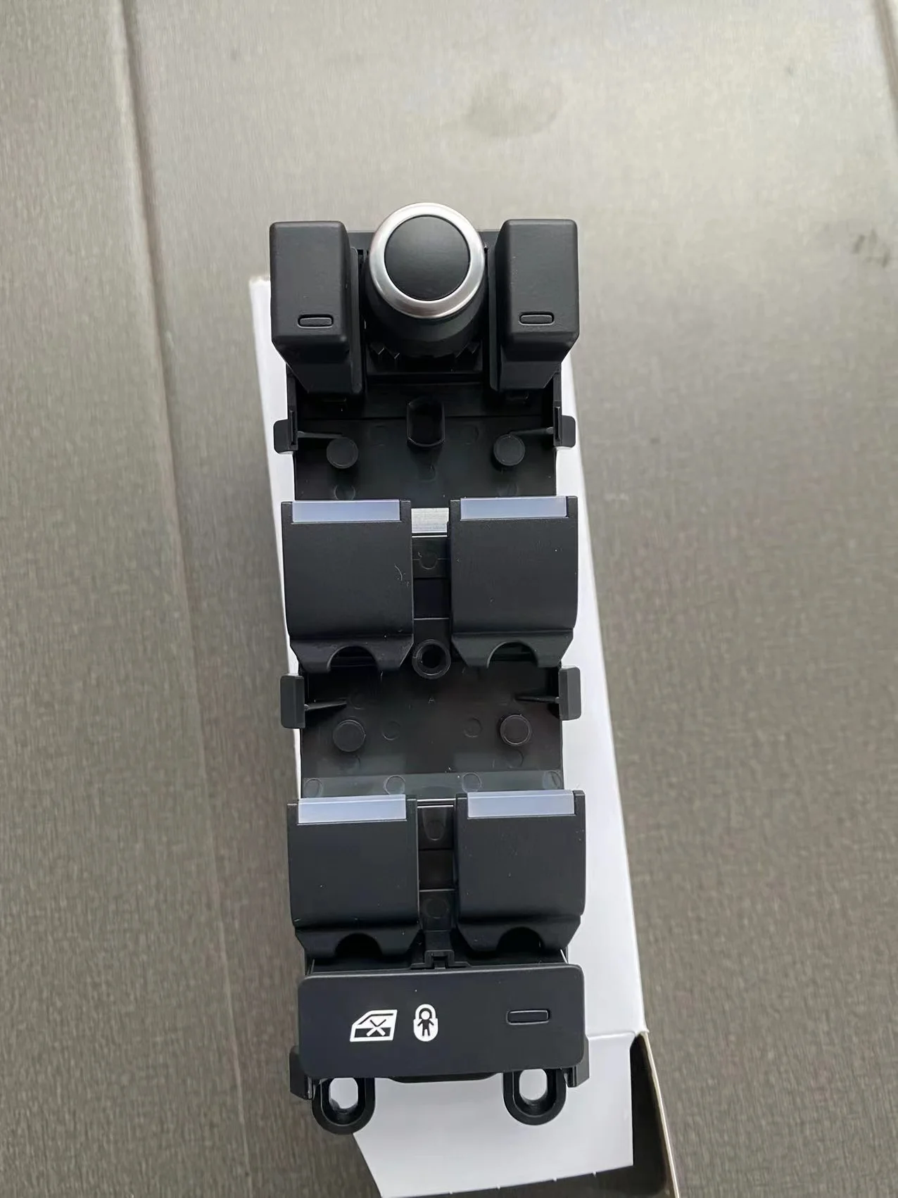 FOR-Land-Rover-Door-and-Window-Switch-Left-Found-OEM-LR078894-LR110324 ...