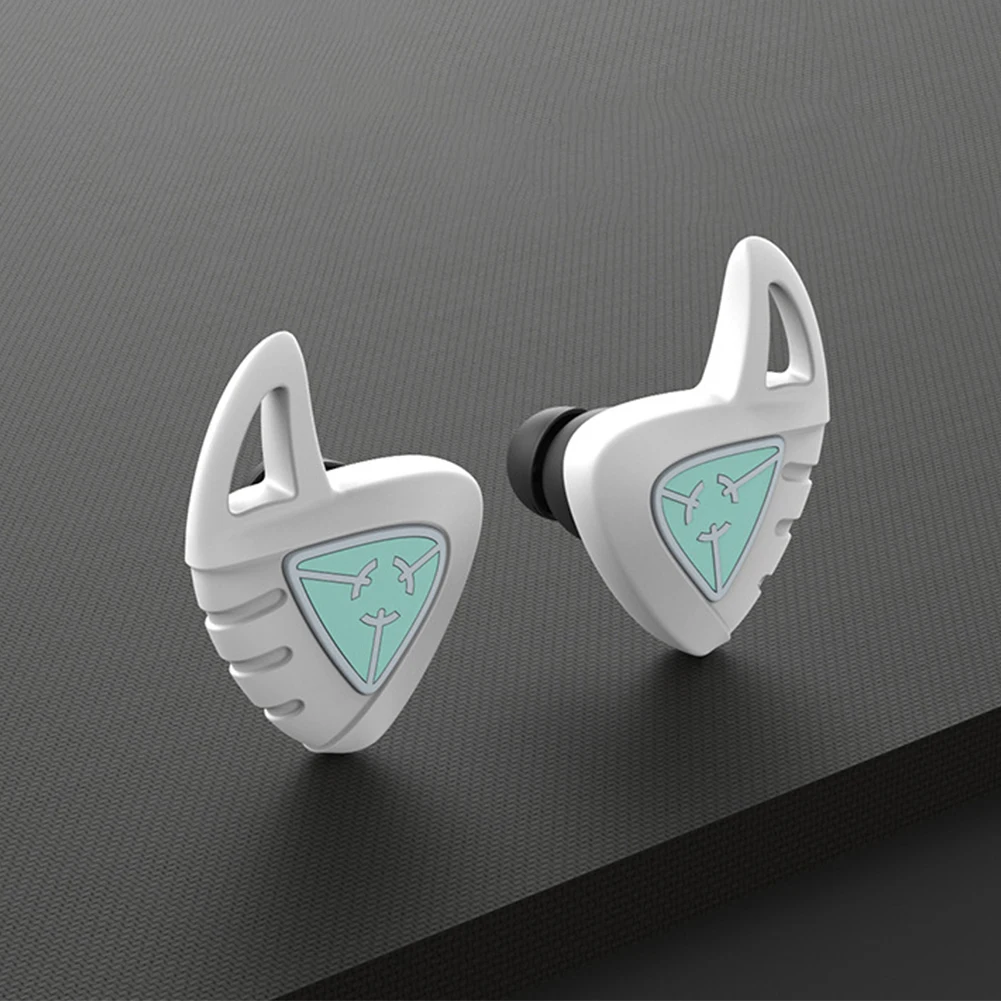 Triangle-Soundproof-Silicone-Sleeping-Ear-Plugs-Anti-Noise-Ear ...