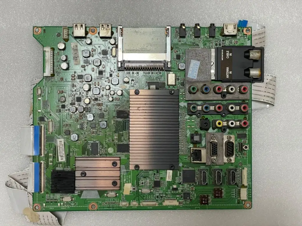 Original-42-47LE5500-CA-motherboard-EAX61742608.jpg