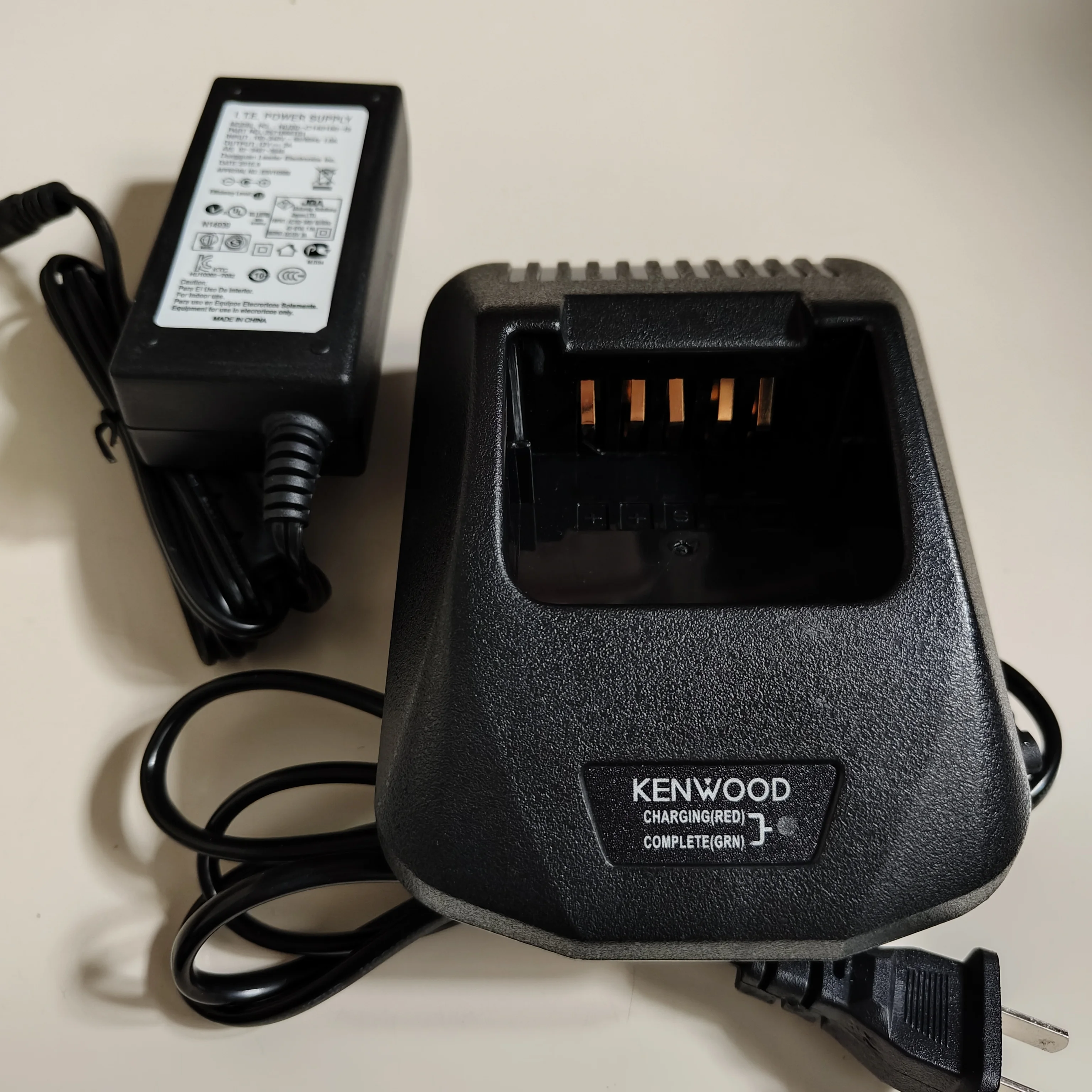 KSC-25-Walkie-Talkie-Battery-Desktop-Charger-for-Kenwood-Radios-KNB-24L ...