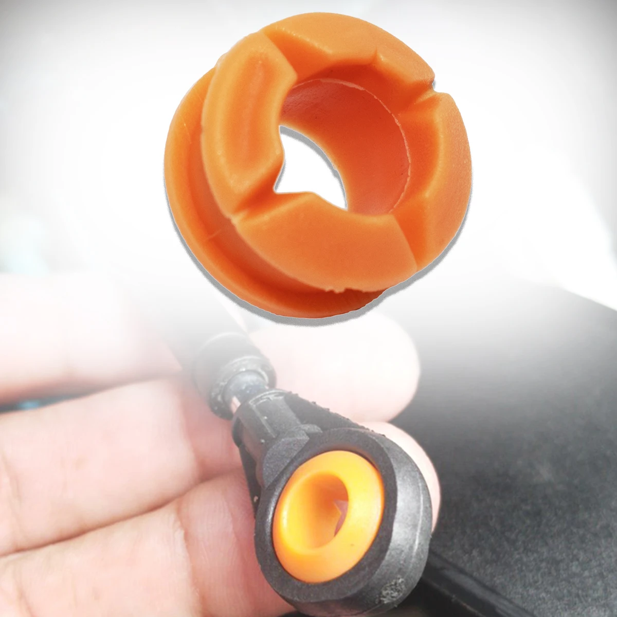 Shift-Cable-Bushing-Grommet-For-Nissan-Frontier-Pathfinder-Xterra-Titan ...