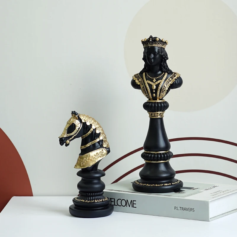 Fancy Black Queen Chess Pieces