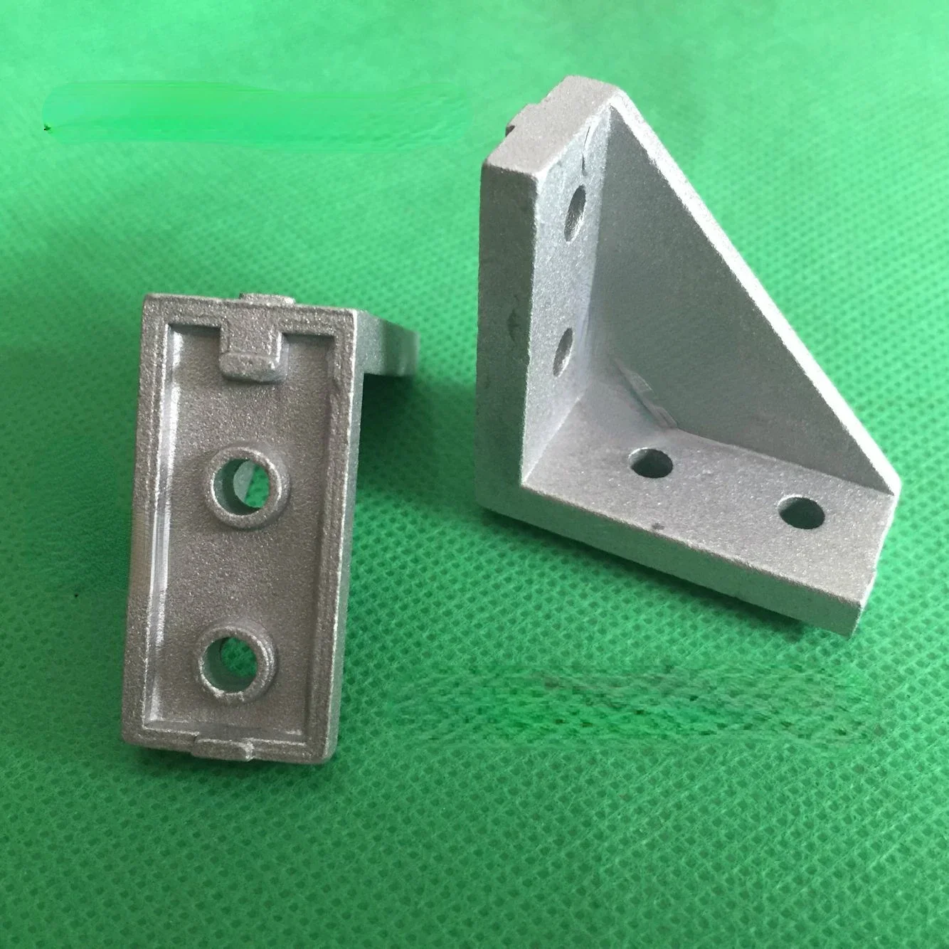 20pcs-lot-2040-corner-fitting-angle-aluminum-38x38-L-connector-bracket ...