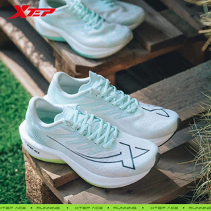 Xtep-One-Piece-Model-1-0-Running-shoes-10km-100km-Men-Comfortable-Non-Slip-Wear-Resistant.jpg