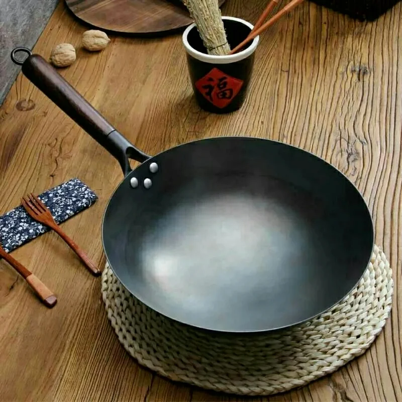 Chinese-Traditional-Iron-Wok-Handmade-Large-Wok-Wooden-Handle-Non-stick ...