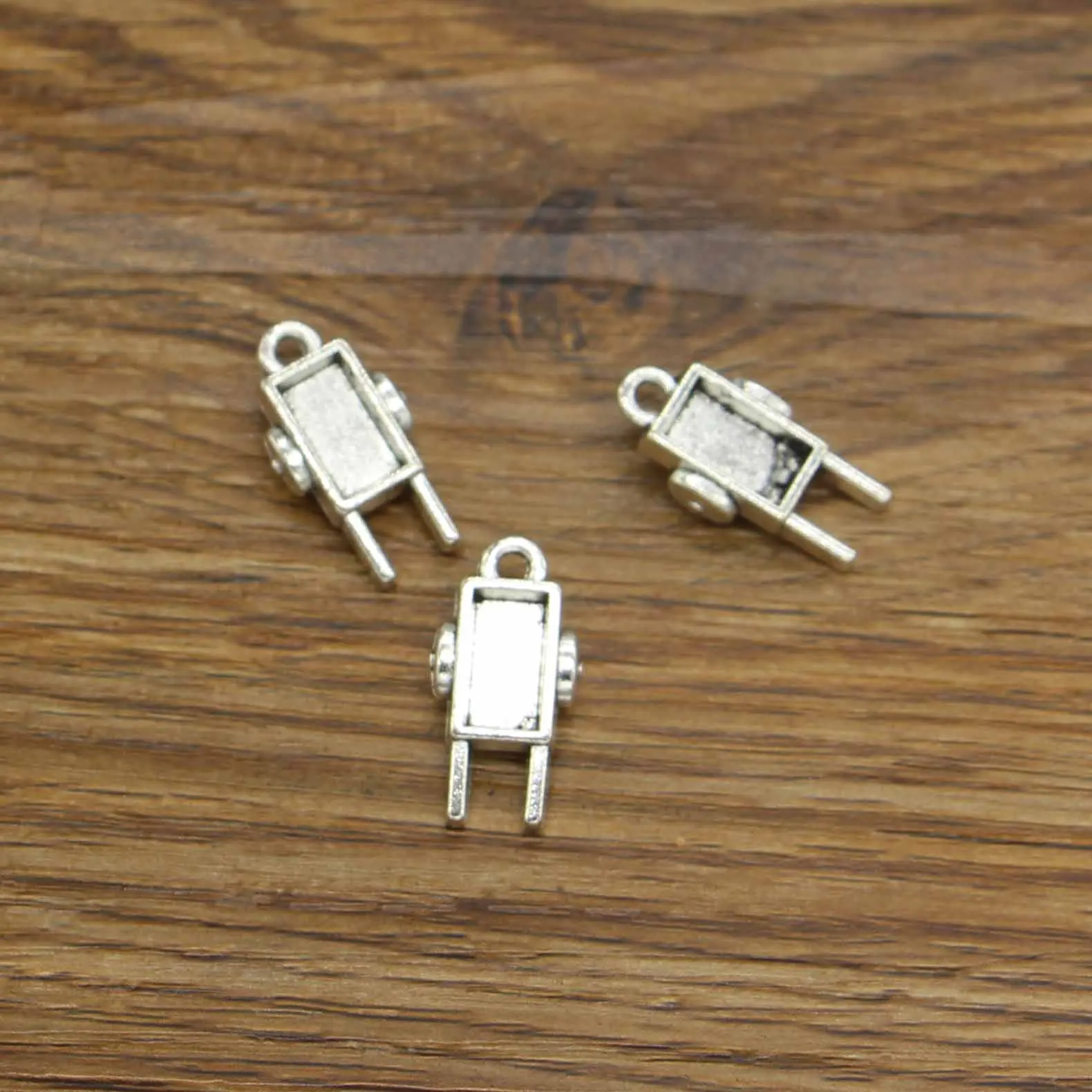 15pcs Zinc Alloy Garden Cart 3D Wheelbarrow Charms Pendant For Jewelry ...