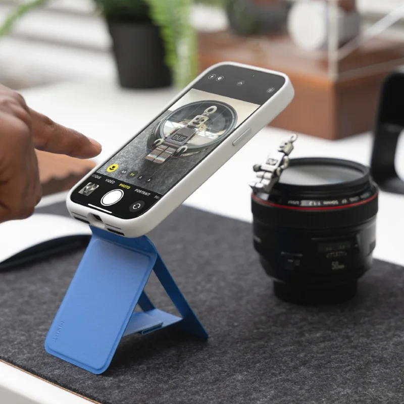 Newest-Live-Shooting-Selfie-Magnetic-Multifunctional-Stand-Suitable-For ...