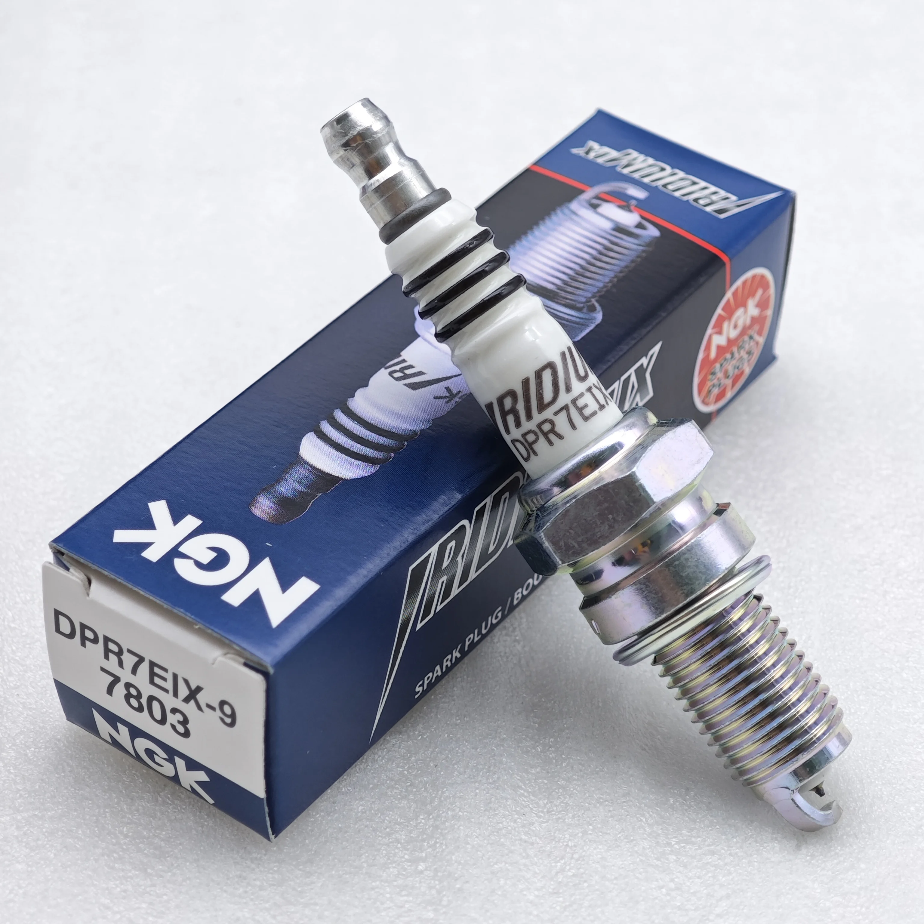 1pcs-DPR7EIX-9-7803-NGK-Iridium-IX-Spark-Plug-Motocycle-Upgrade-DPR7EA-9.jpg