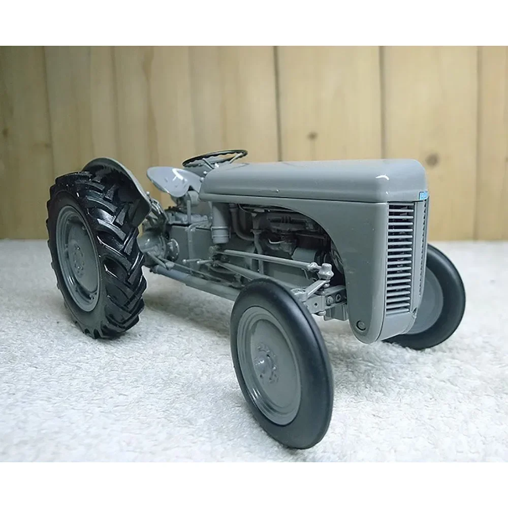 Diecast-Ferguson-TEA-20-Ferguson-Classic-Grey-Tractor-Agricultural ...