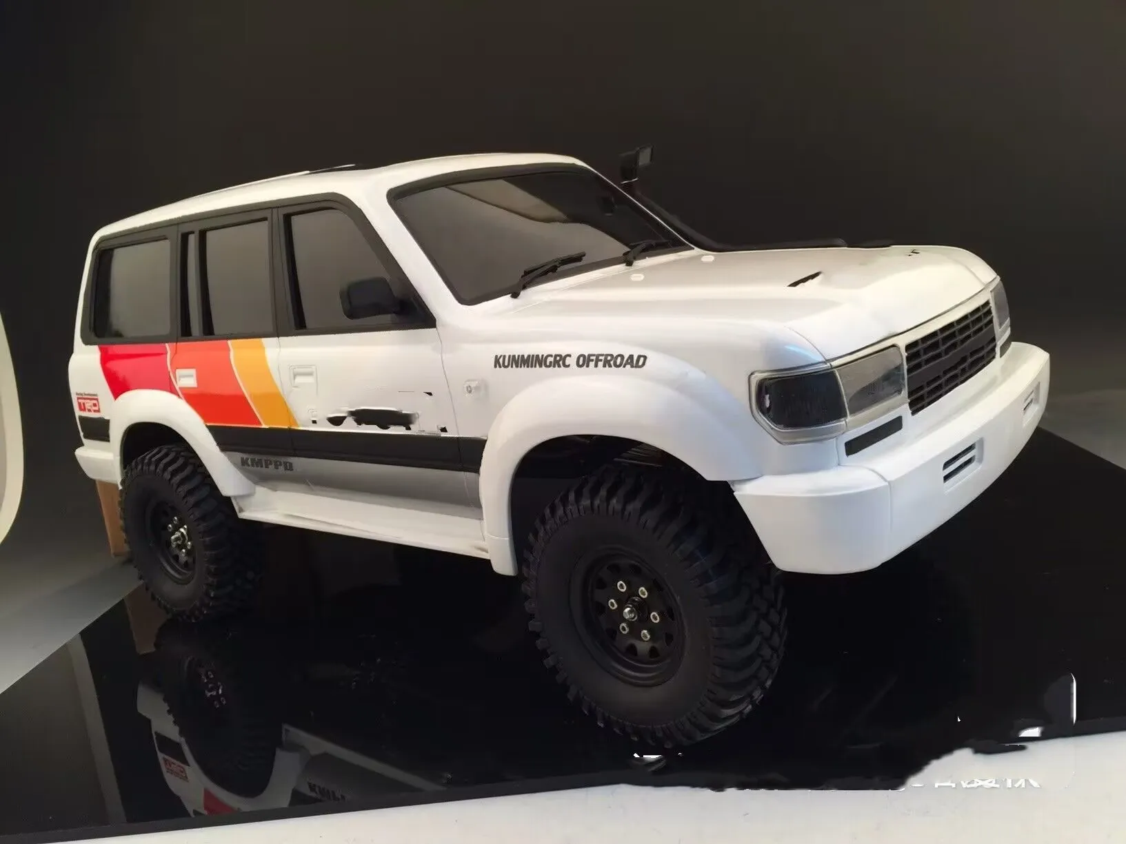 1-10-todoterreno-Land-Crusier-lc80-Body-CROSSRC-90046-LC70-TRX4-BRONCO ...