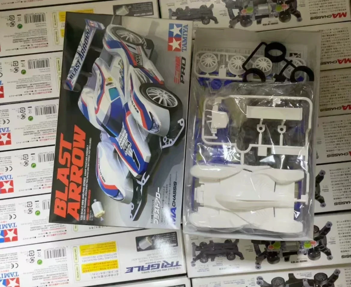Modelo de coche 4WD original Tamiya AVANTE MK3 NERO CLEAR VIOLET ...