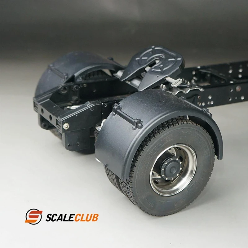 Scaleclub-1-14-Draw-truck-to-muddy-single-axis-trailer.jpg