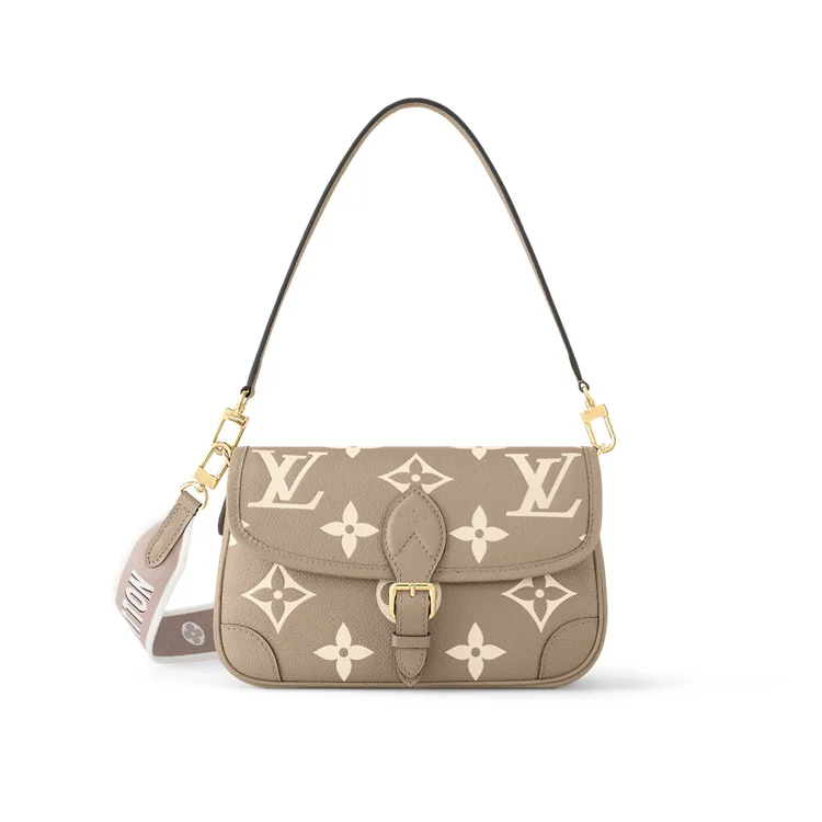 in-style-of-Louis-Vuitton-lady-Diane-Bag.jpg