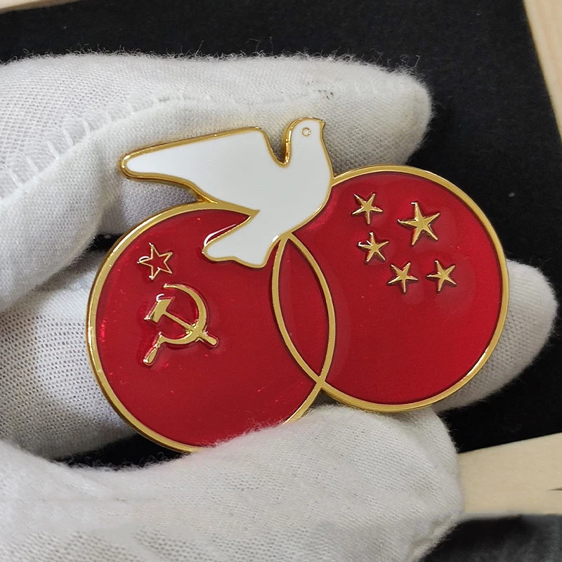 CCCP-Sino-Soviet-Friendship-Medal-Peace-Dove-Memorial-Medal-Brooch ...