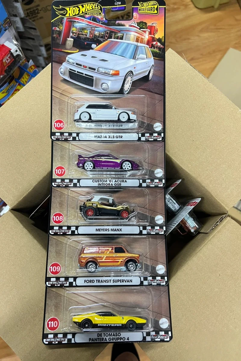 In Stock Hot Wheels Premium GJT68 Boulevard Y Case Serise Diecast ...