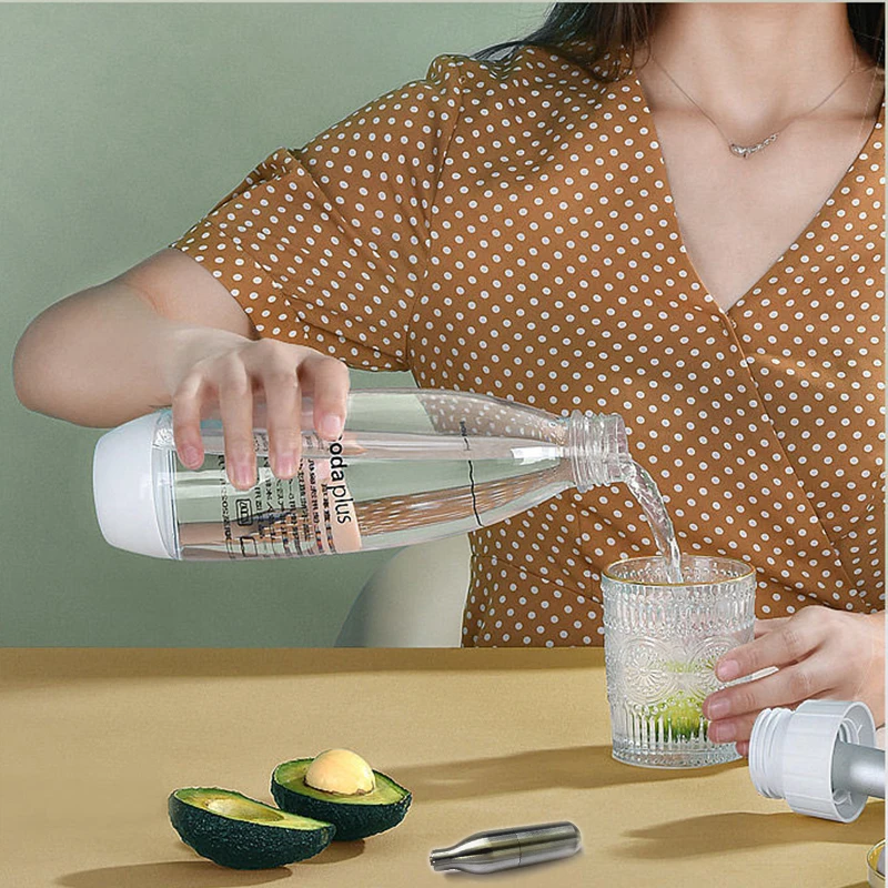 Portable Soda Maker Machine Household With CO2 Rechargeable Cartridge ...