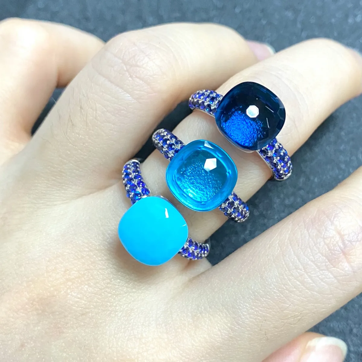 Anillo de Topacio Azul clásico de alta calidad con incrustaciones de ...