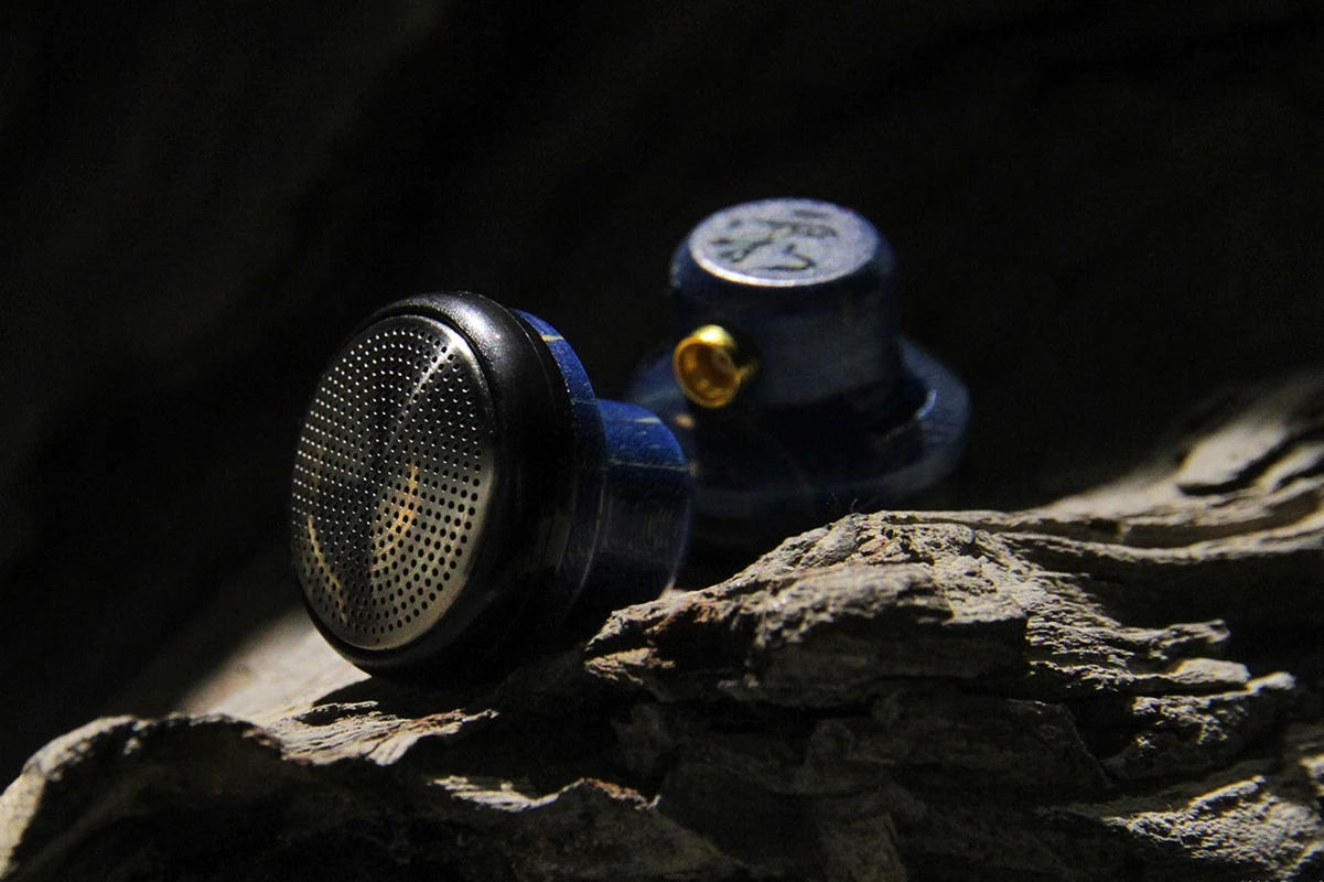 MJ-Frost-Drop-Stable-Wood-Minger-Headphones-Flat-Head-Old-Plug-Earplugs ...