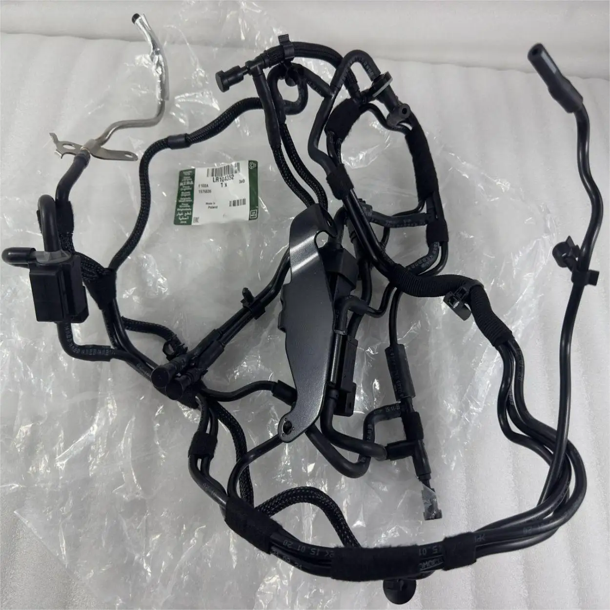 The-Land-Rover-Jaguar-vacuum-hose-assembly-is-suitable-for-L405-L4094 ...