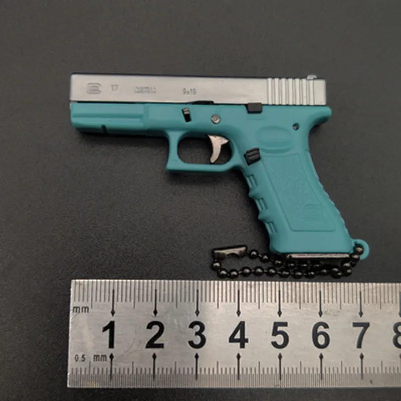 1-3-Scale-Toy-Guns-Glock-G17-Keychain-Alloy-Pistol-Model-Handgun-Cannot ...