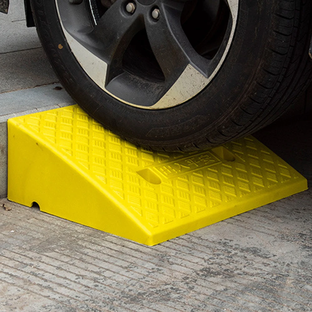 1-Pcs-Step-slope-plastic-ramp-Triangular-ramp-Car-tire-ramp-Car-wash ...