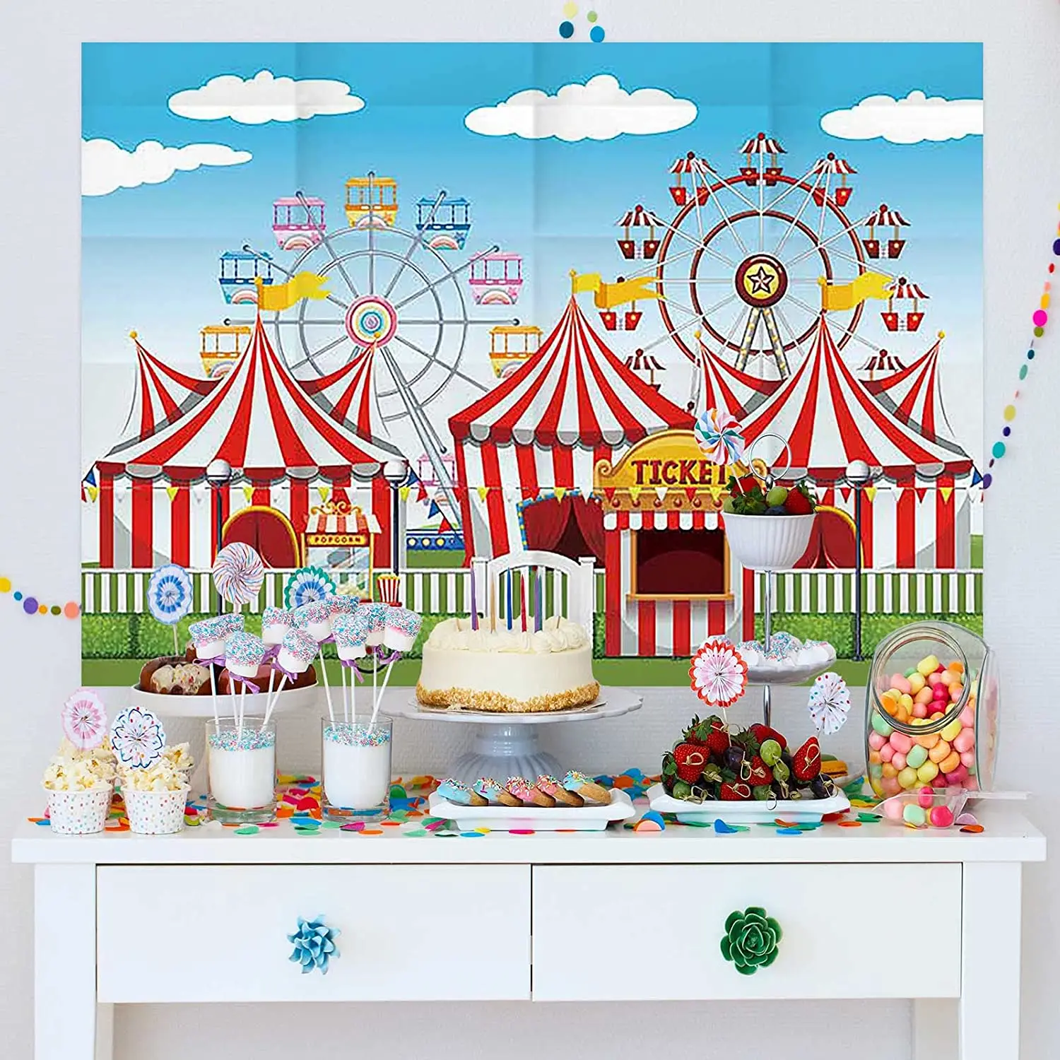 Hintergrund-Amusement-Park-Zelte-Red-Circus-Stratus-Spielplatz-Karneval ...