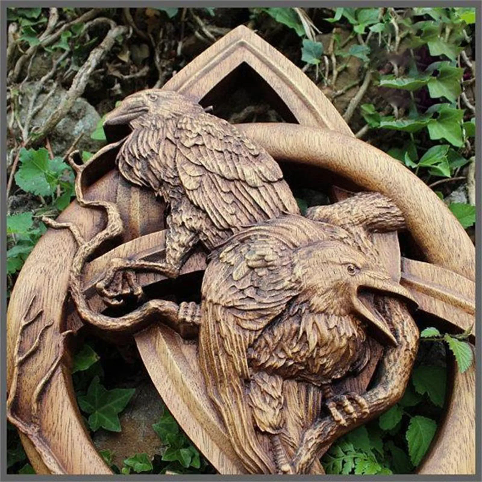 Northern-Europe-Mythical-Sculpture-Odin-Crow-huginn-muninn-Gods-Carving ...
