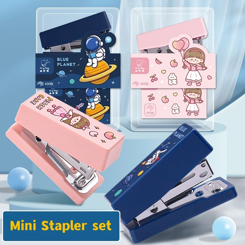 Mini Stapler Set with 400pcs 24/6 Staples Cartoon Blue Planet Cat ...