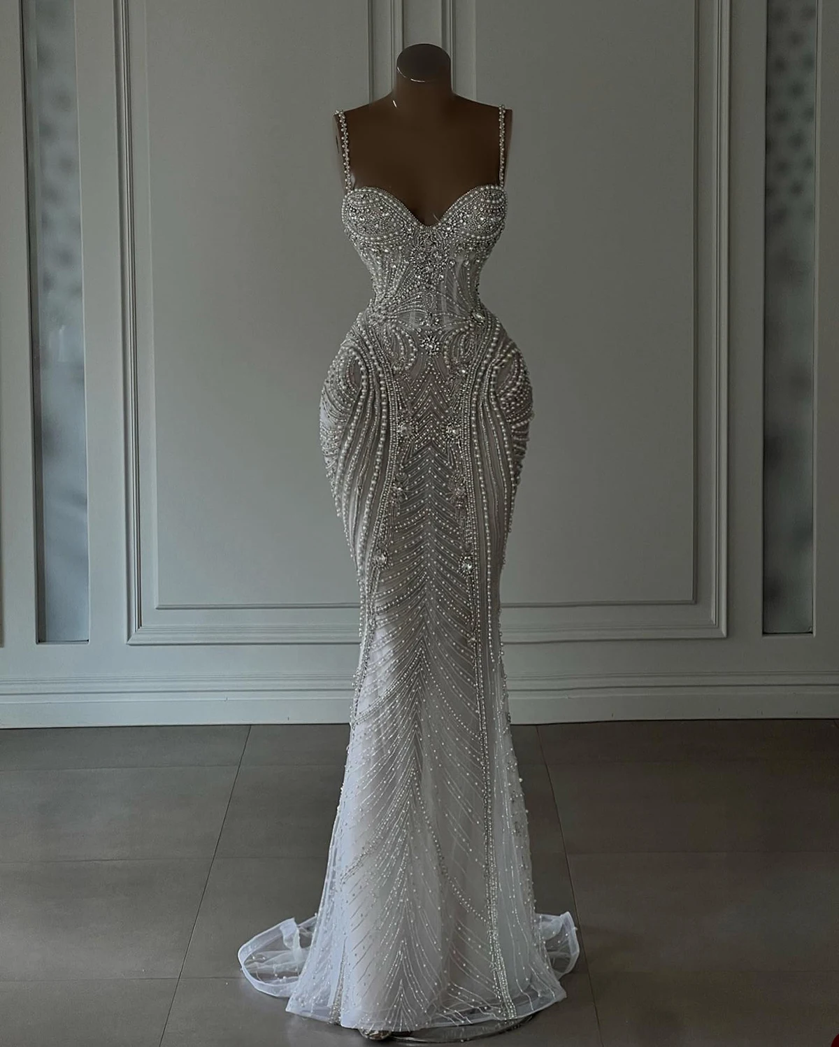 Junoesque-Mermaid-Wedding-Dress-Spaghetti-Sweetheart-Applicants-Pearls ...