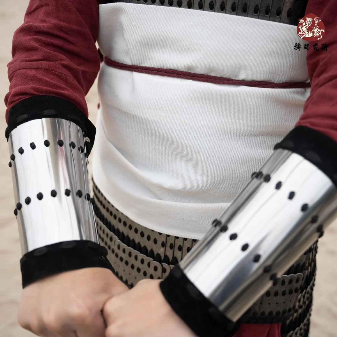 2023 Song Quench Fire Armor Metal Arm Protecting Soldier Armor ...